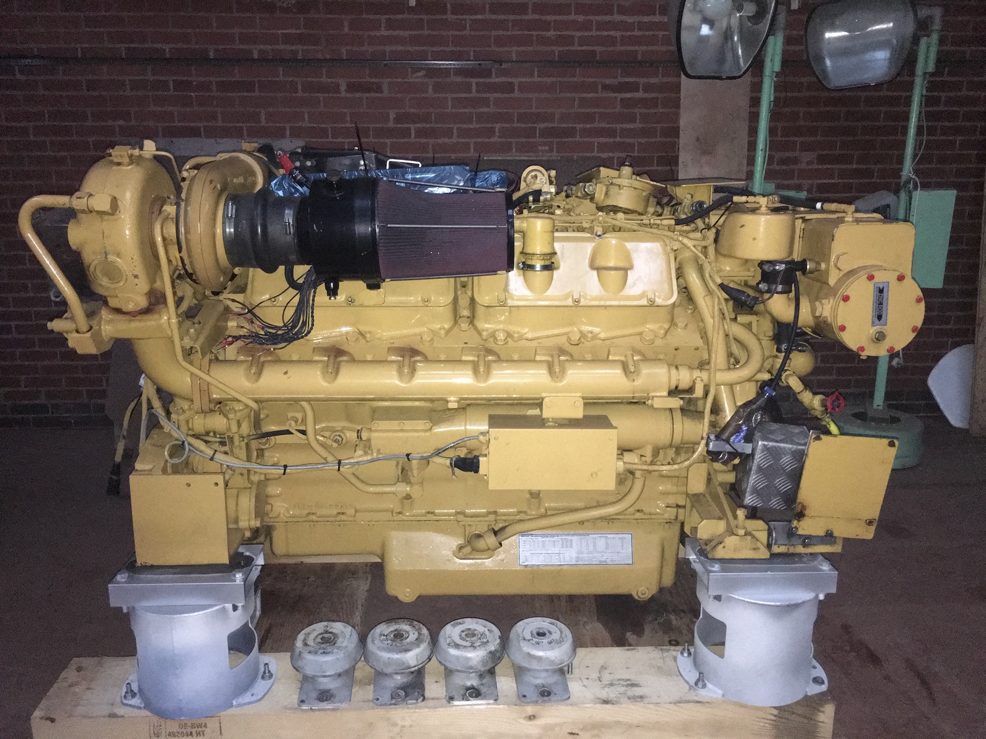 * Caterpillar V12 Marine Diesel Engine A Caterpillar V12 1250HP Marine ...