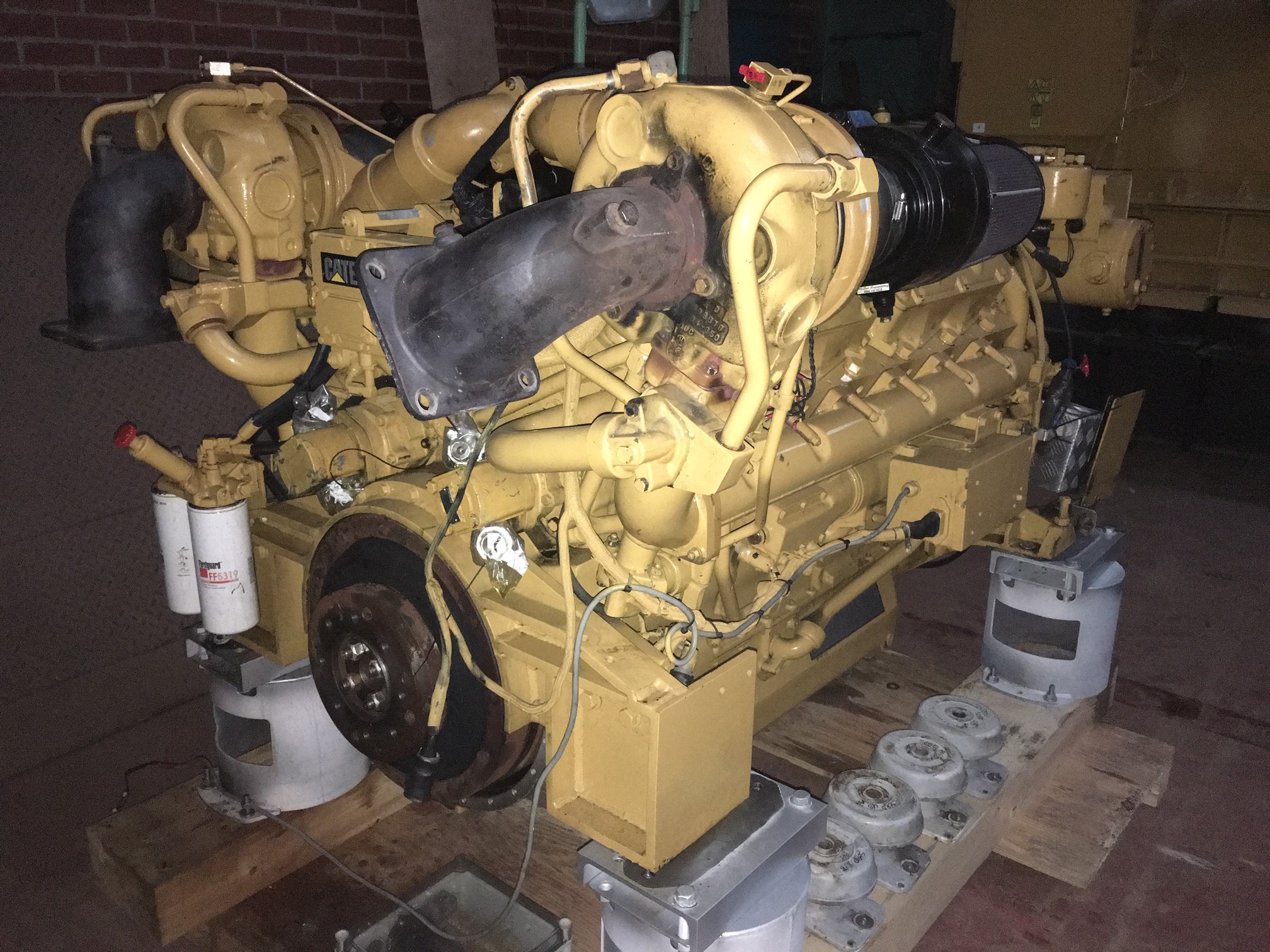* Caterpillar V12 Marine Diesel Engine A Caterpillar V12 1250HP Marine ...