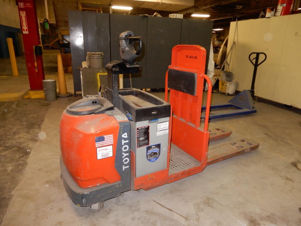 Toyota 6000 Lbs Battery-Operated Walkie Rider Model 8HBC30, S/N 40191 ...