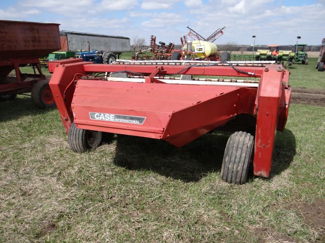 Lot 3076 Case IH 1190 Haybine 9'