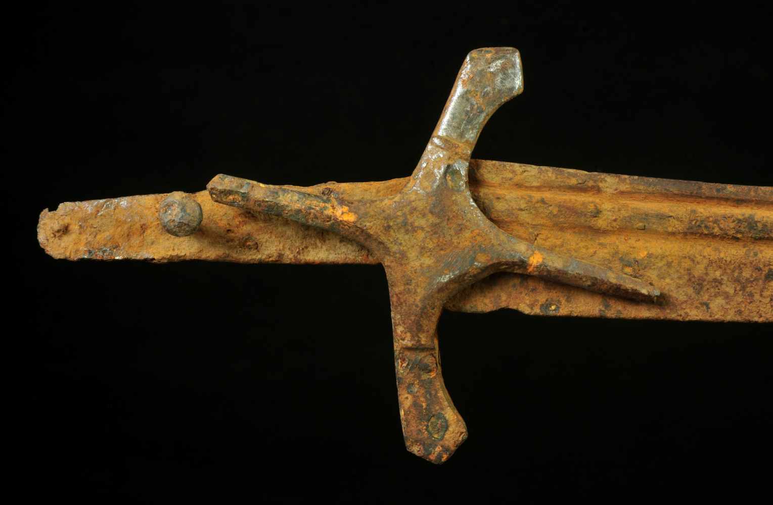 A VERY RARE TATAR SABRE SWORD, 15TH- EARLY 16TH C. SABEL SCHWERT Origin ...