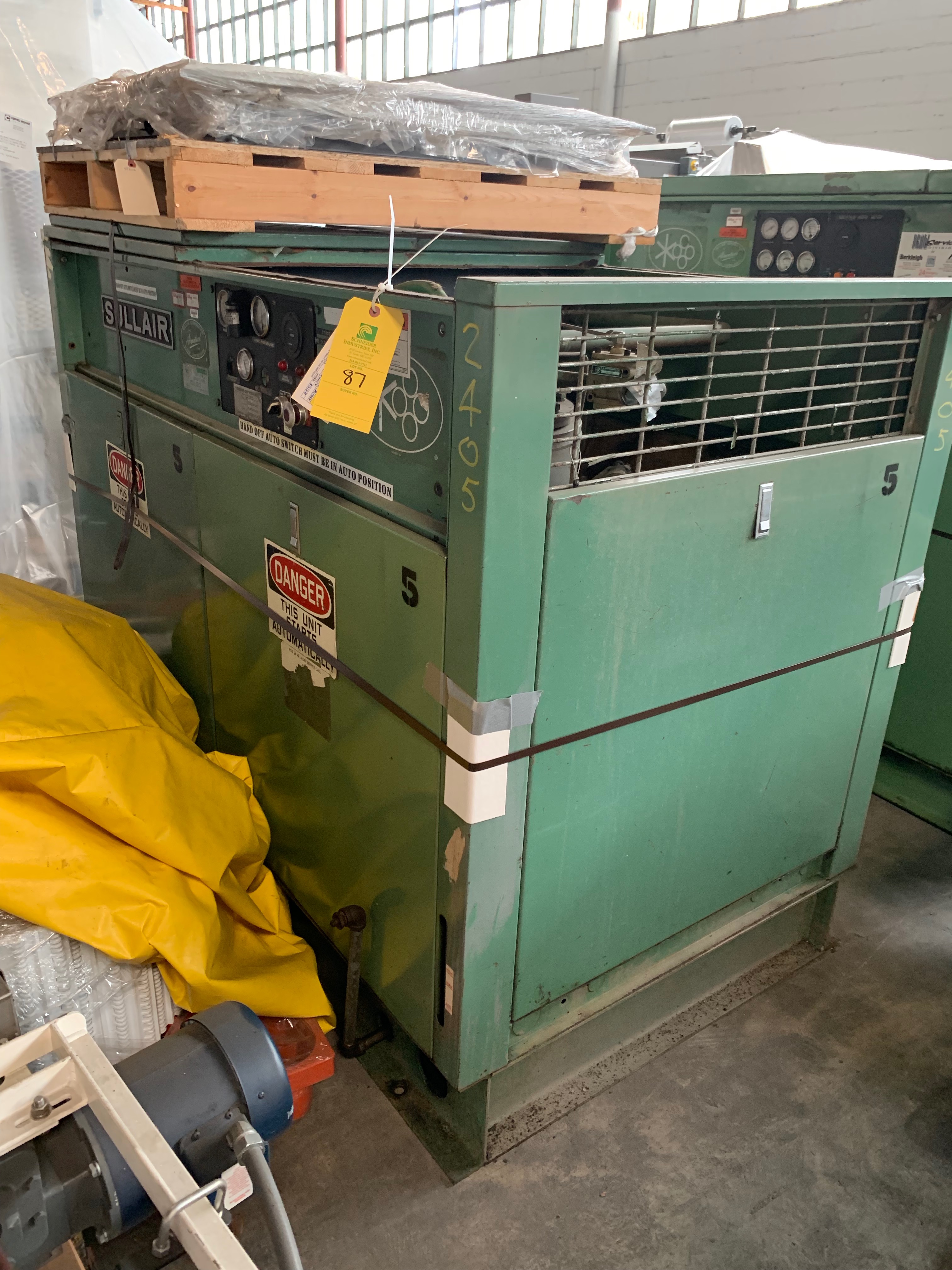 Sullair Model 12-50H Air Compressor S/N 003-53767 50 HP. Rigging Fee: $250