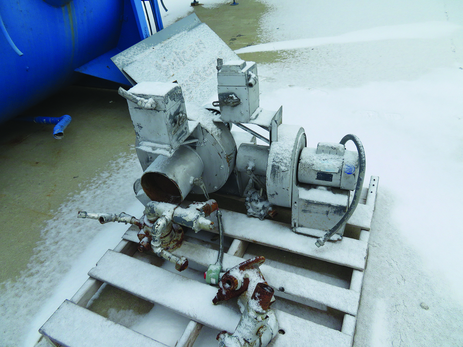 VULCAN WASTE INCINERATOR WITH HYDRAULIC RAM FEED, 500 LB./HR. FIXED ...