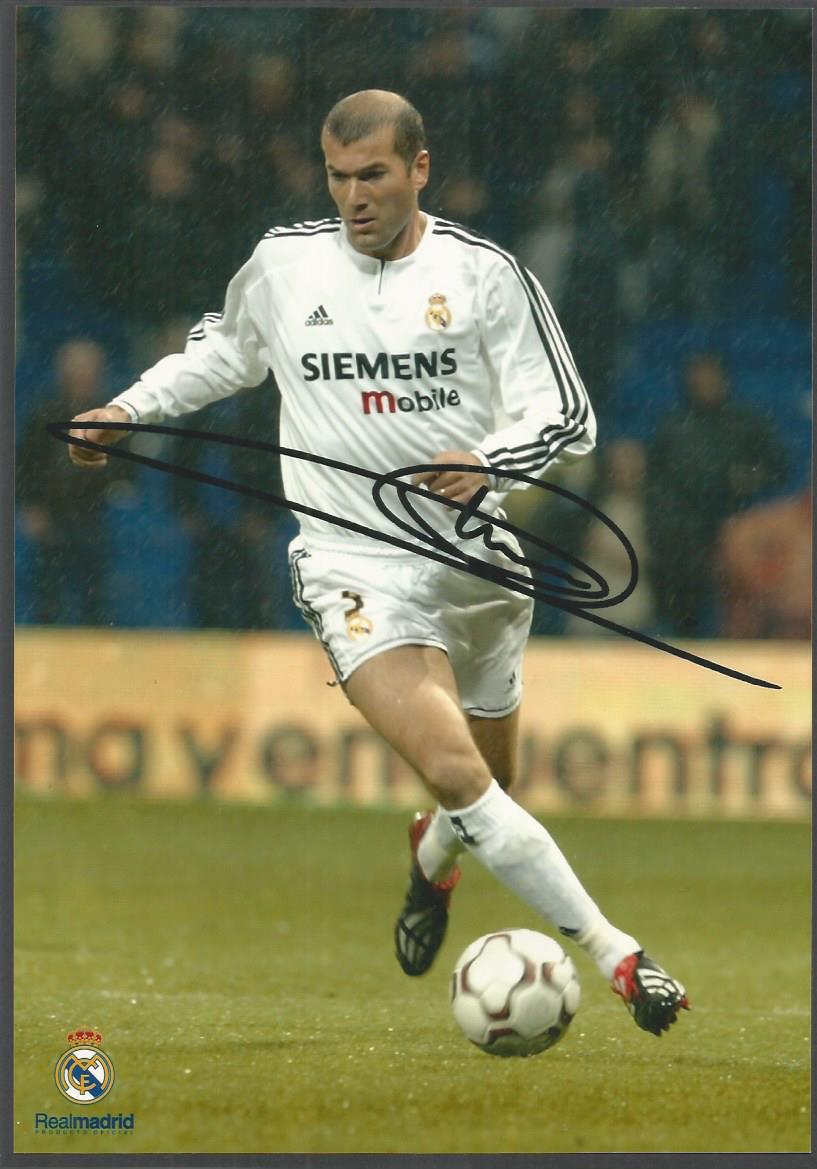 Zinedine Zidane Real Madrid 8x12 Photo with PRINTED autograph. Good ...