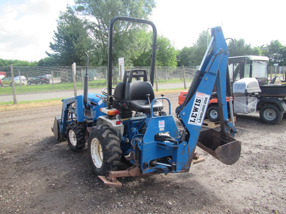 Ford 1220 4wd Tractor with Lewis Front Loader, Bucket & Back Hoe. 1972 Hrs