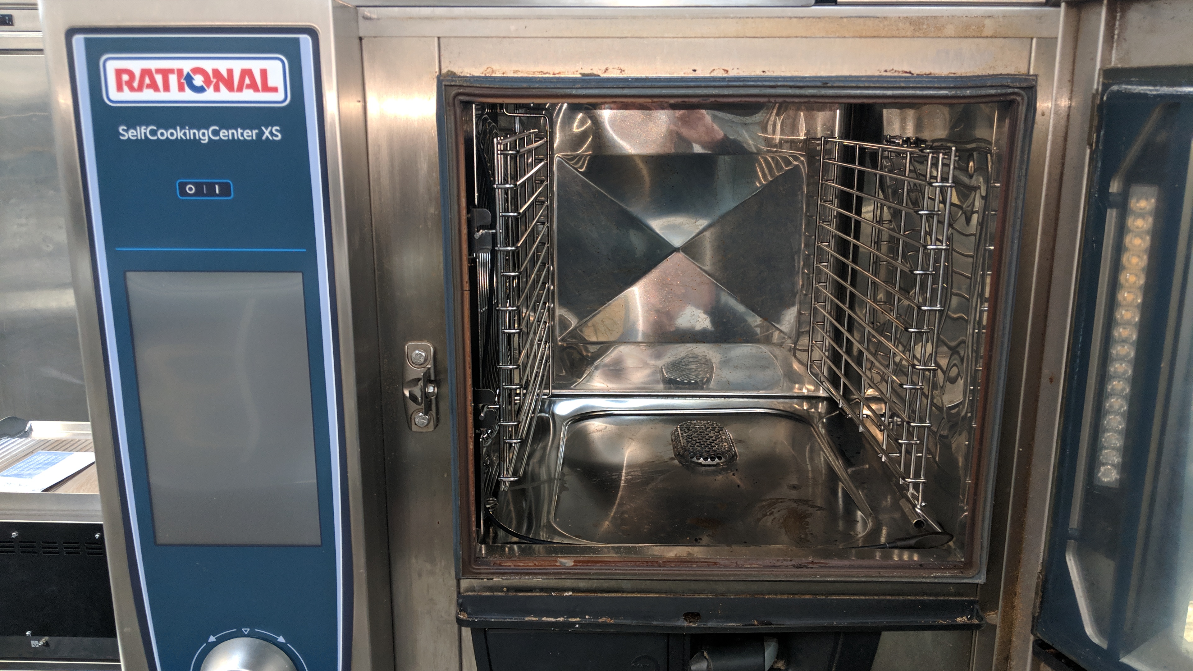 Rational self-cooking center XS model SCCXS62/3E plus UG1 stand ...