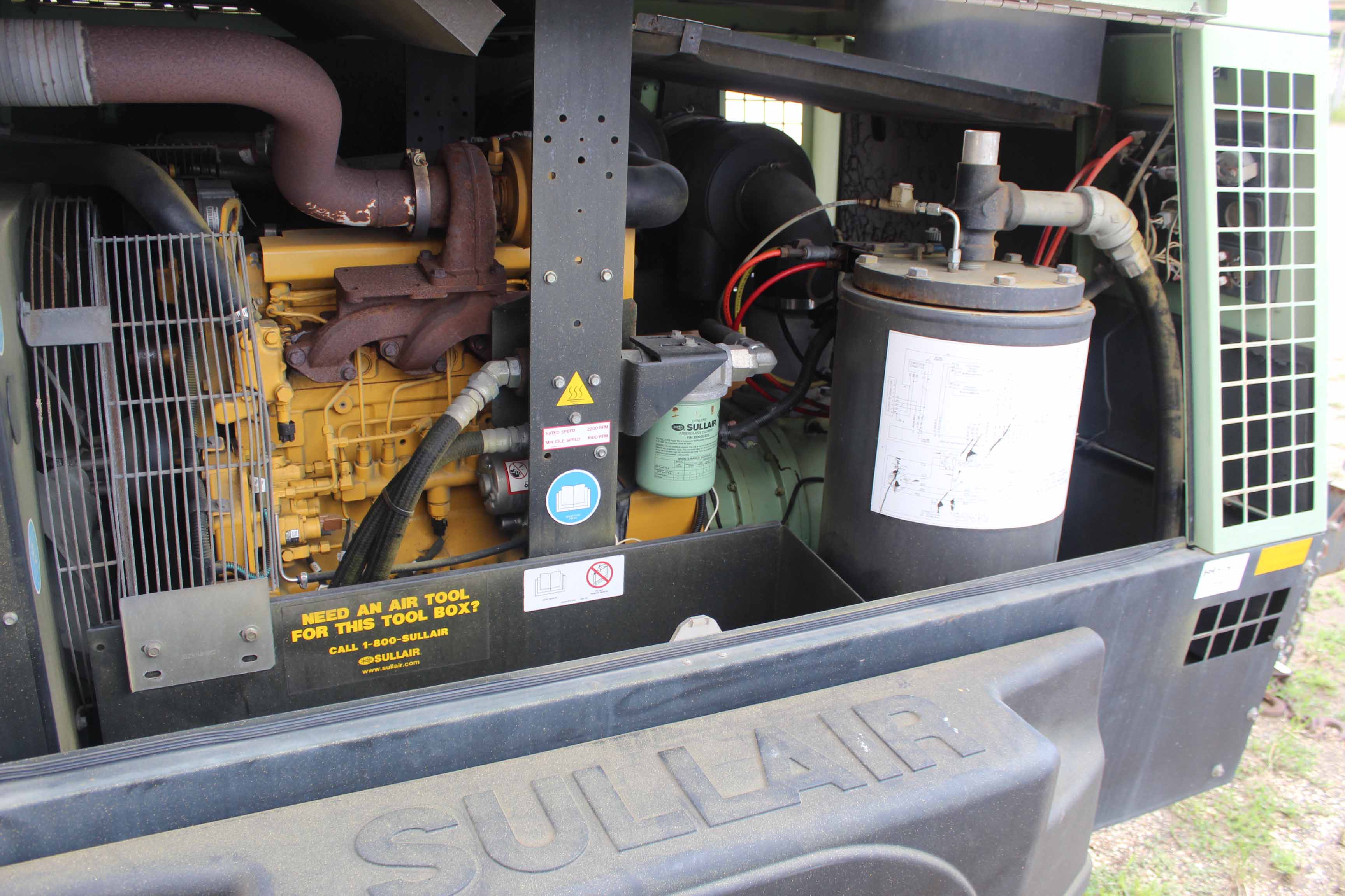 PORTABLE AIR COMPRESSOR, SULLAIR MDL. 375, new 2010, John Deere R530977 ...
