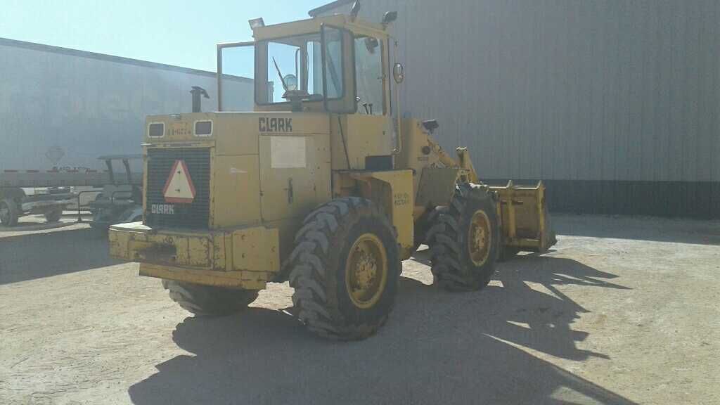 Clark Michigan 45C Wheel Loader, Quick Attach, 6Ft Forks And Bucket ...