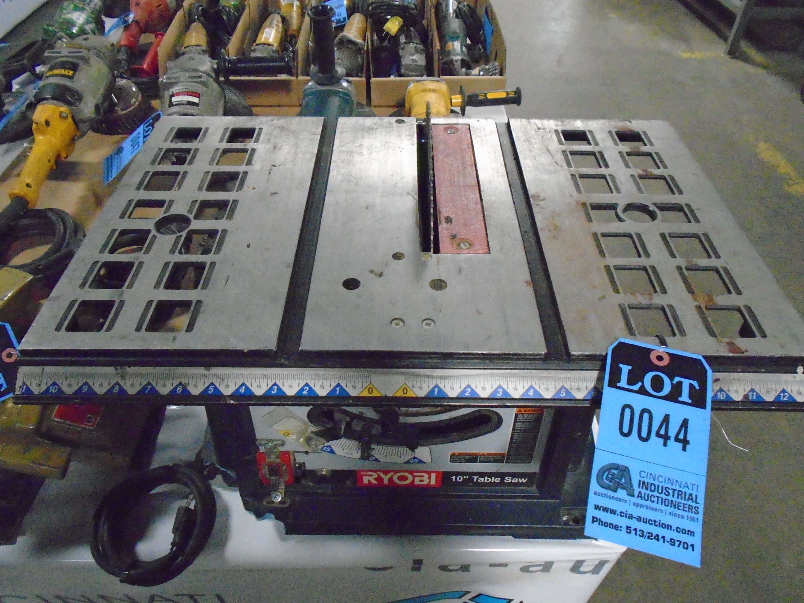 10" RYOBI MODEL BTS10 TABLE SAW