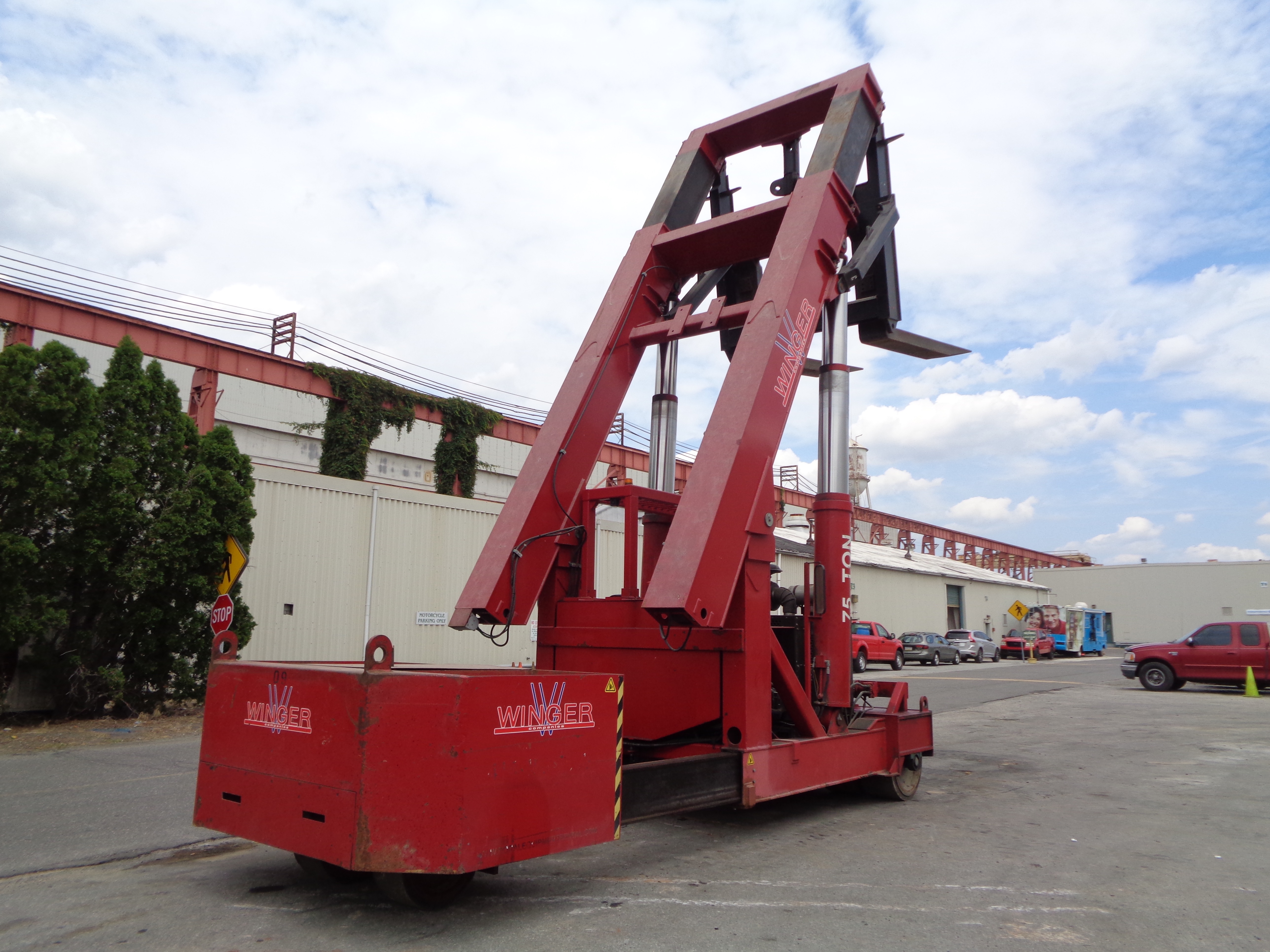 Make: Lift System Model: 75 TWLC Twin Lift Year: 2008 SN: L25BV1750297 ...