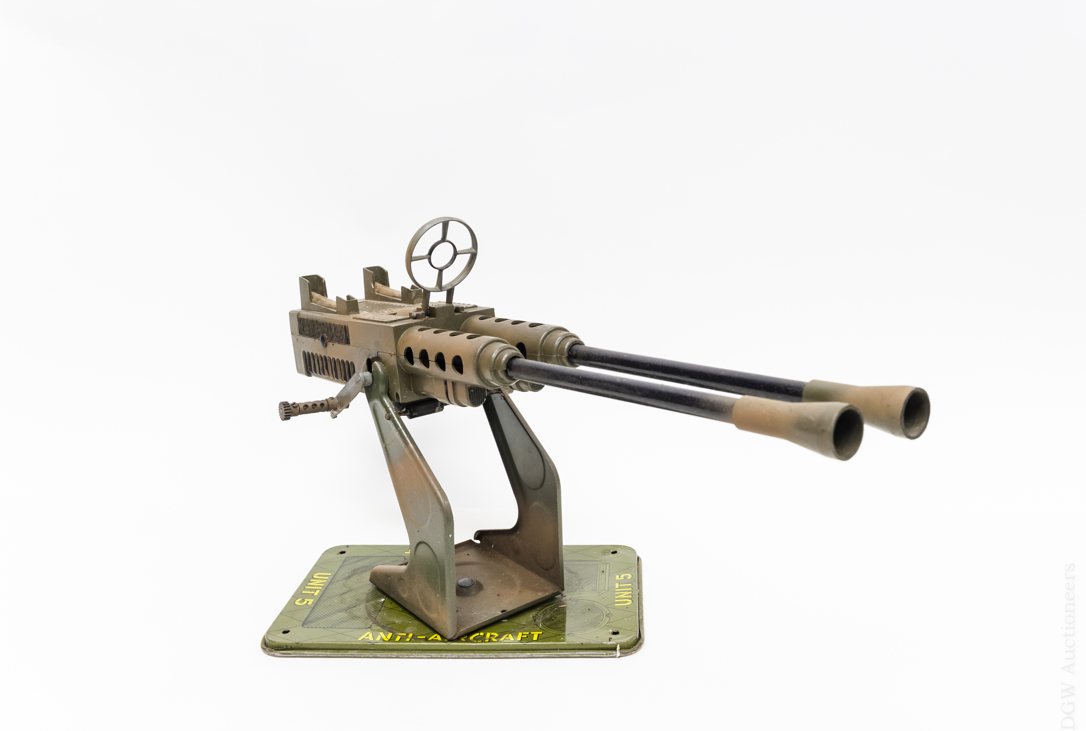 Vintage MAR toys anti aircraft unit 5 gun. (Metal and plastic).