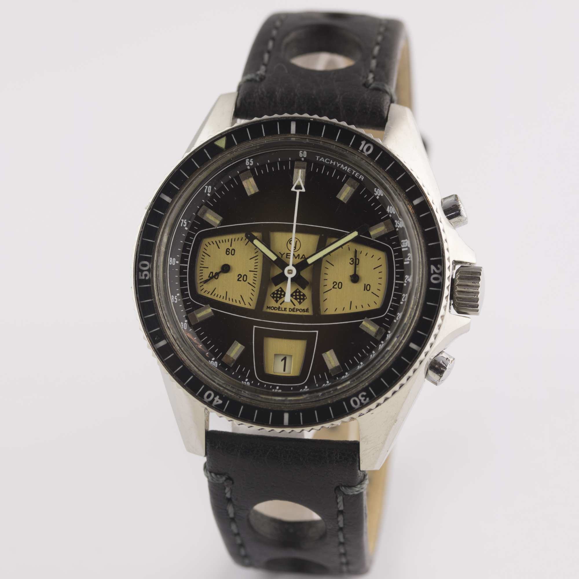 A VERY RARE GENTLEMAN'S STAINLESS STEEL YEMA RALLYE "BROWN SUGAR ...