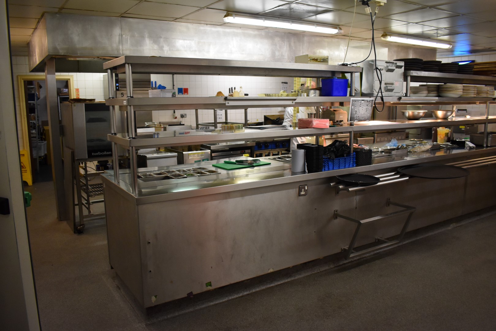 1 x Large Commercial Kitchen Passthrough Heated Gantry Island With ...