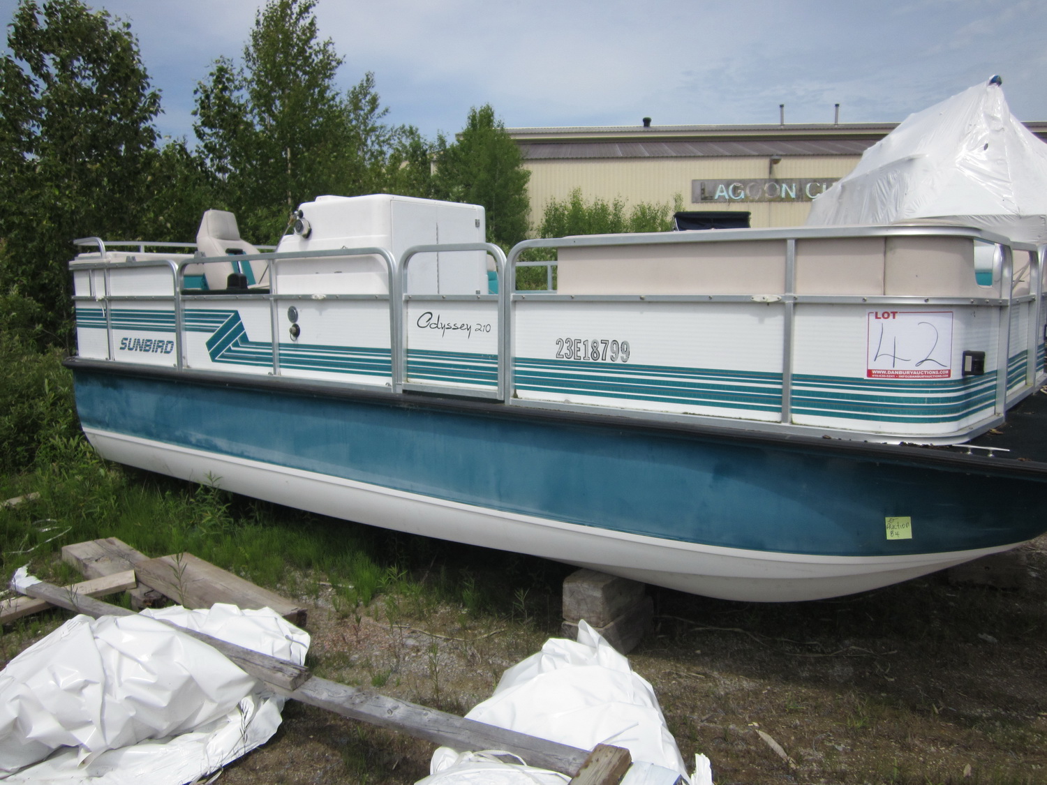 SUNBIRD ODYSSEY 210 21' DECK BOAT, REG #: 23E18799 - LAGOON CITY