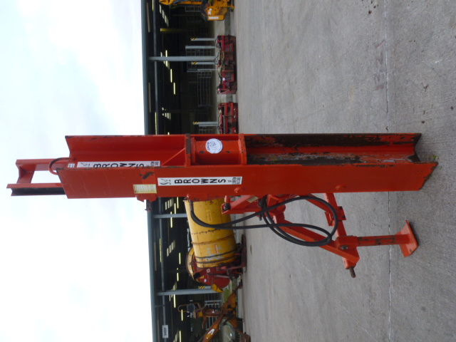 BROWNS POST KNOCKER