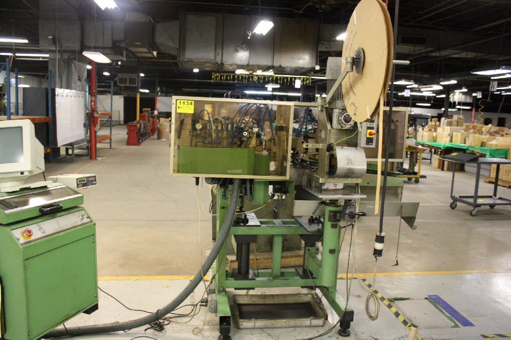 KOMAX TYPE 40S PROGRAMMABLE WIRE STRIPPER & CUTOFF MACHINE, S/N 405329 ...