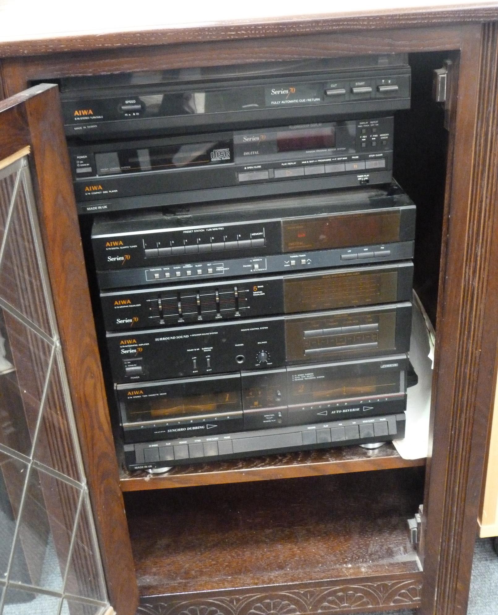 An Aiwa series 70 stacking Stereo System to include - S79 Turntable ...