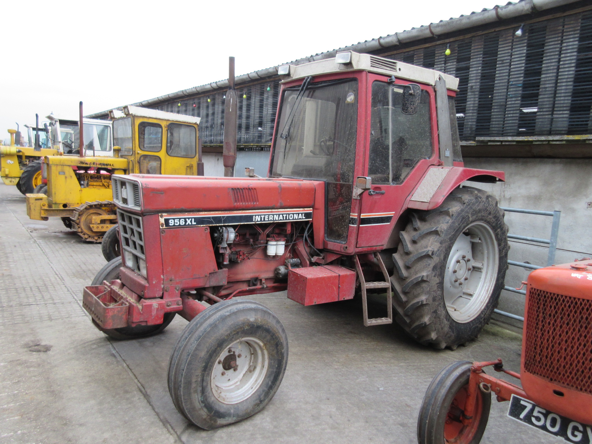 INTERNATIONAL 956XL 2wd diesel TRACTOR Further details at time of sale ...