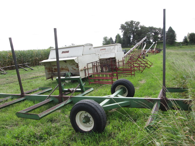 WHEATLEY 6 BALE HAY TRAILER, 3PT. SPEAR