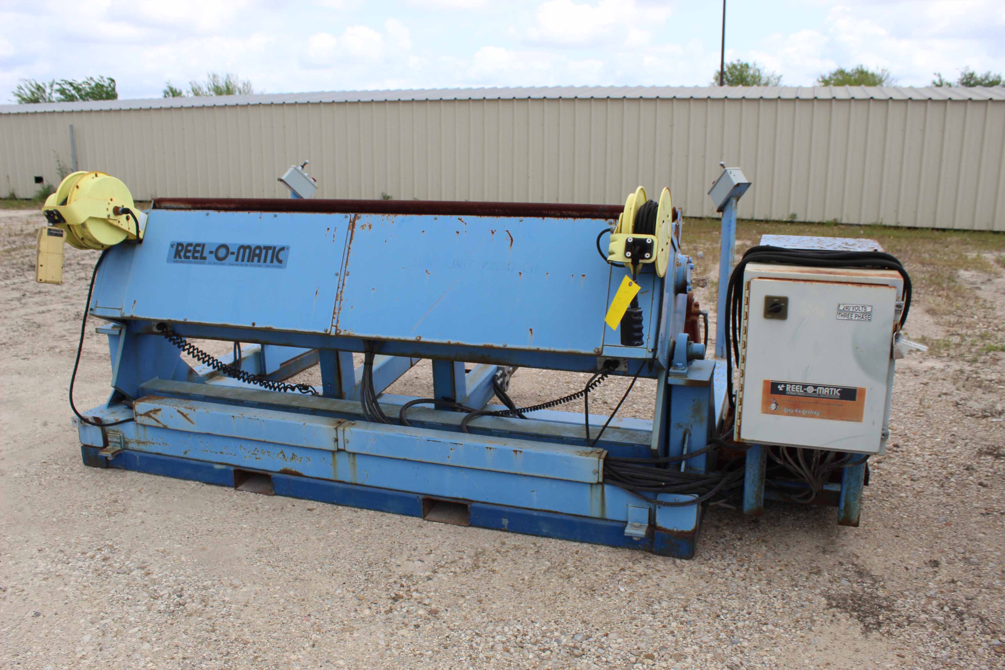 HYDRAULIC COIL REEL SYSTEM, REEL-O-MATIC 10,000 LB. CAP. MDL. FMP10 96 ...
