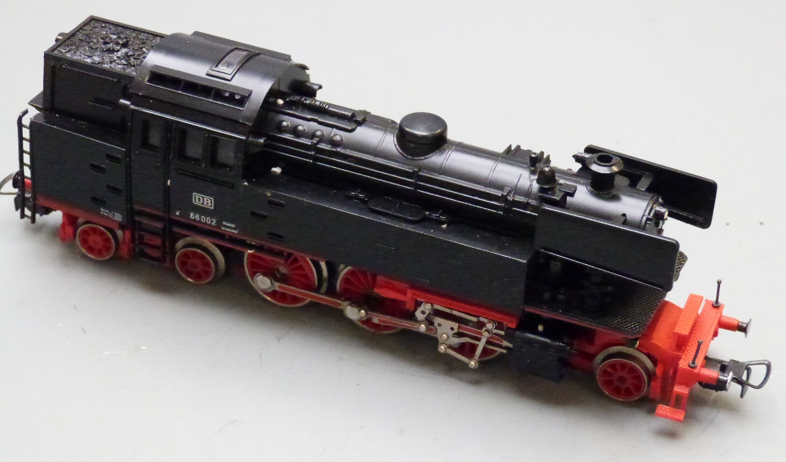 Two Piko HO gauge locomotives 2-6-4 66002 BR66 and 0-6-0 Old Timer ...