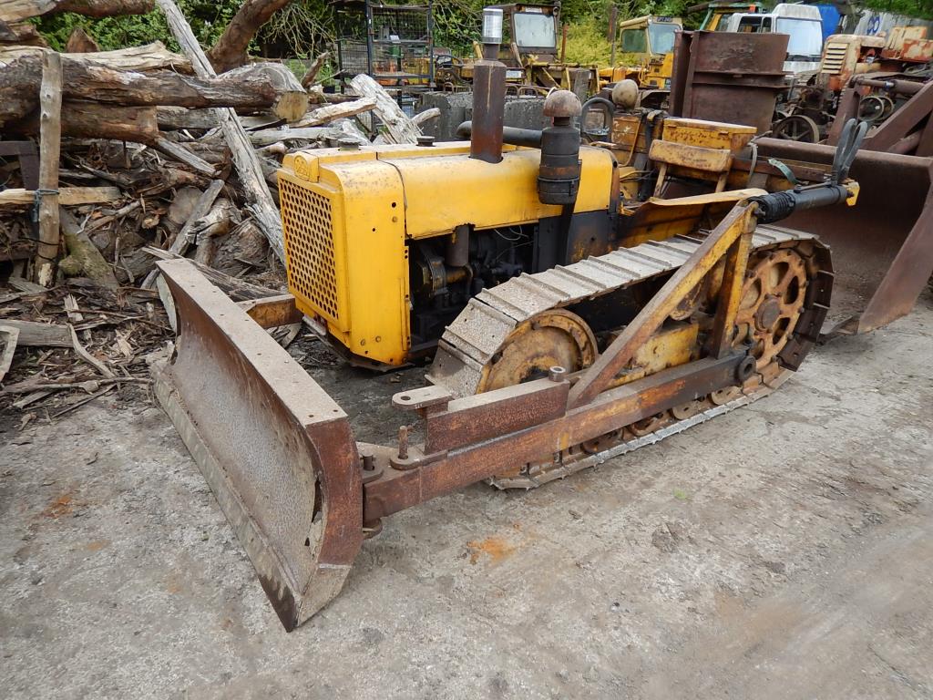 BRISTOL 22 3cylinder diesel CRAWLER TRACTOR Fitted with front dozer ...