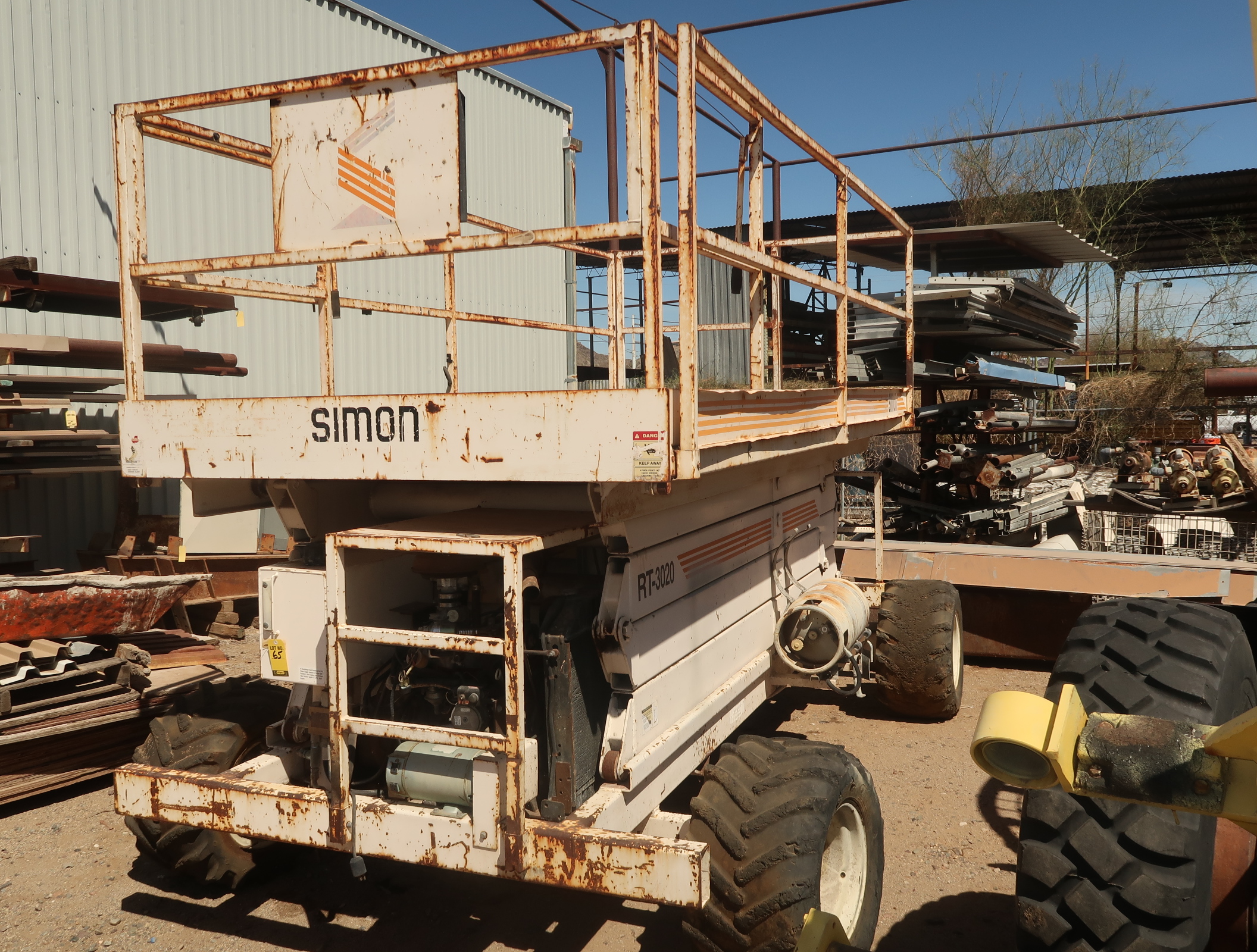 SIMON RT-3020 30' SCISSOR LIFT, 20' PLATFORM, GAS & PROPANE, 1159HRS
