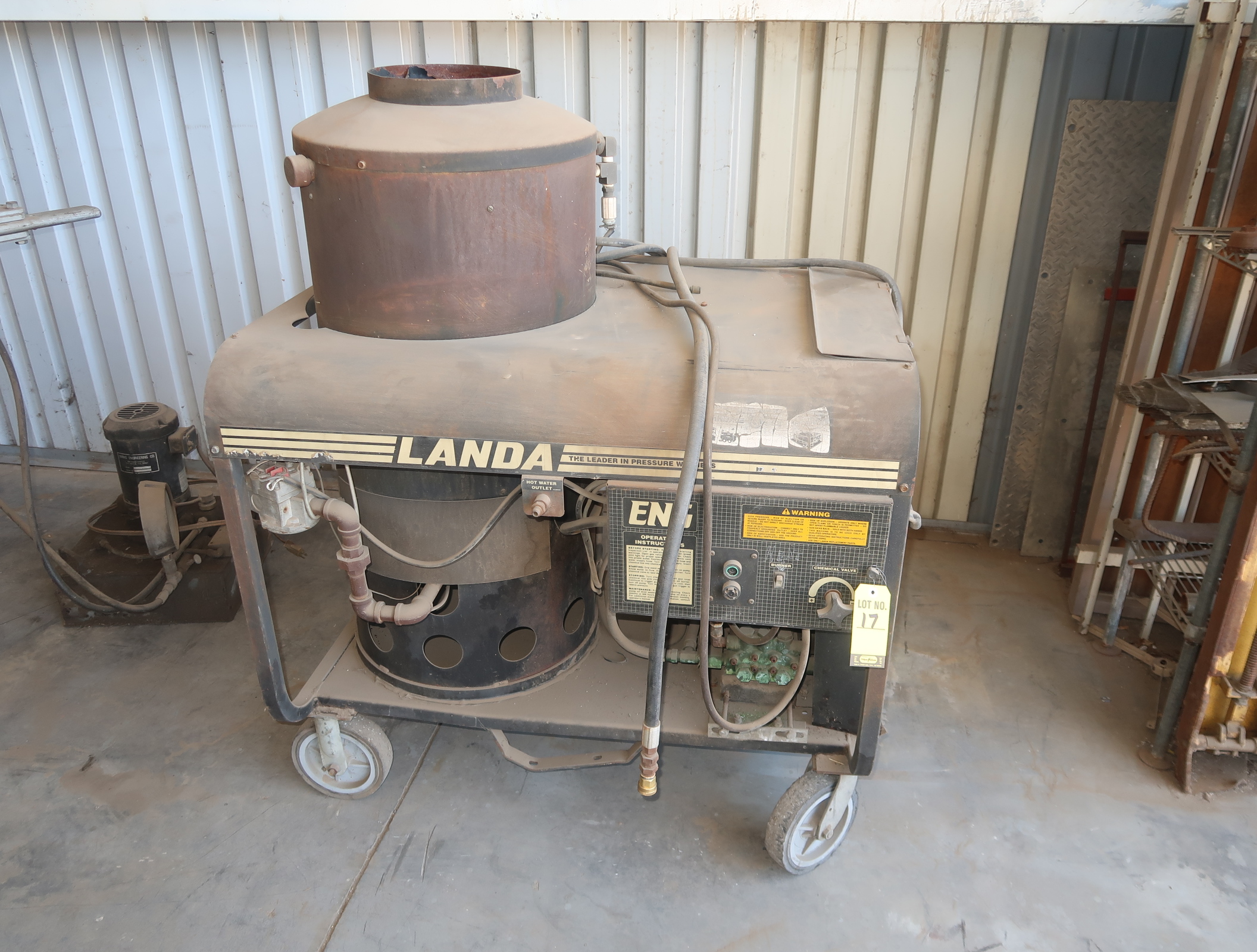 LANDA STEAM CLEANER/PRESSURE WASHER