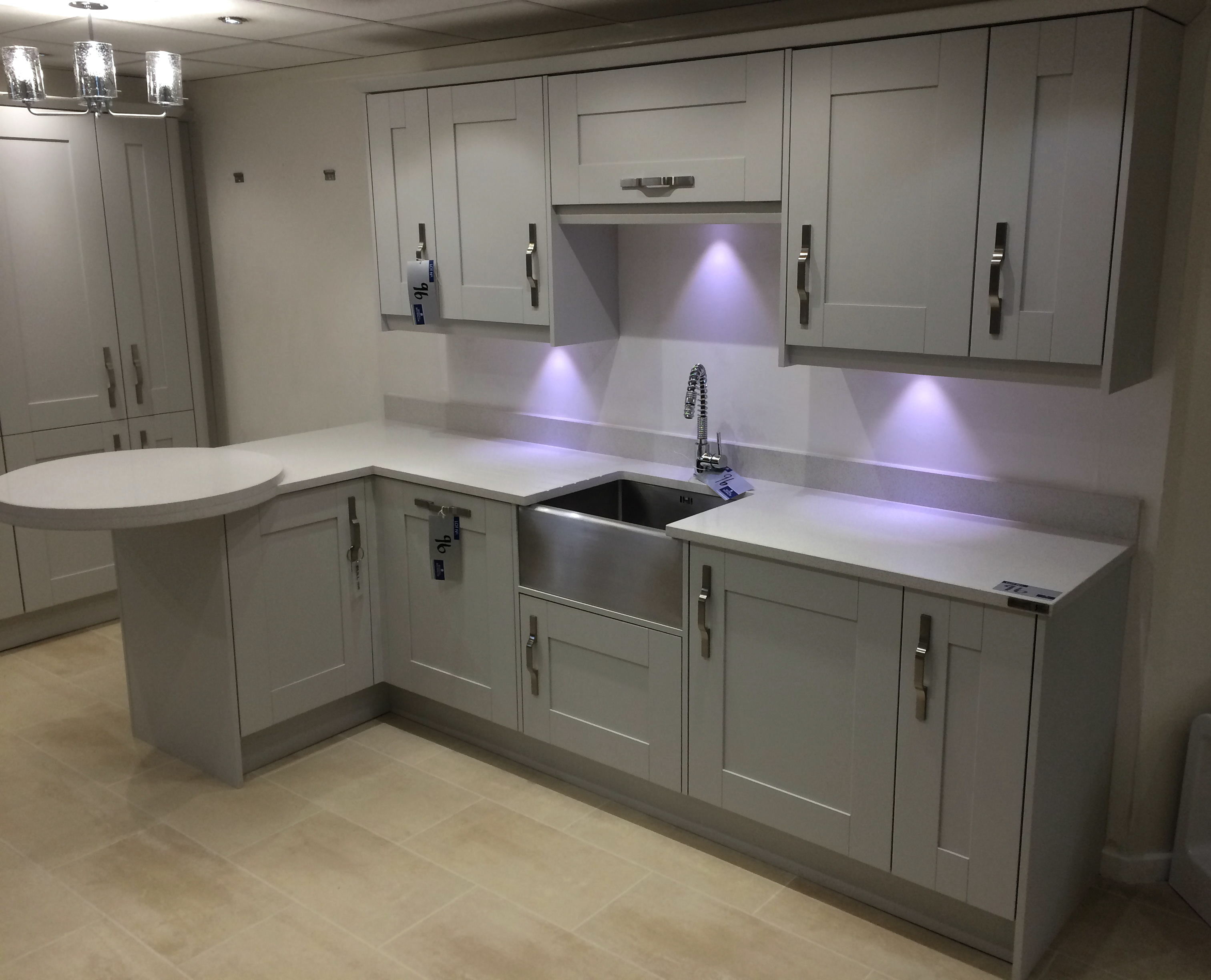 A Symphony Cranbrook Platinum Shaker Style Fitted Kitchen Display ...