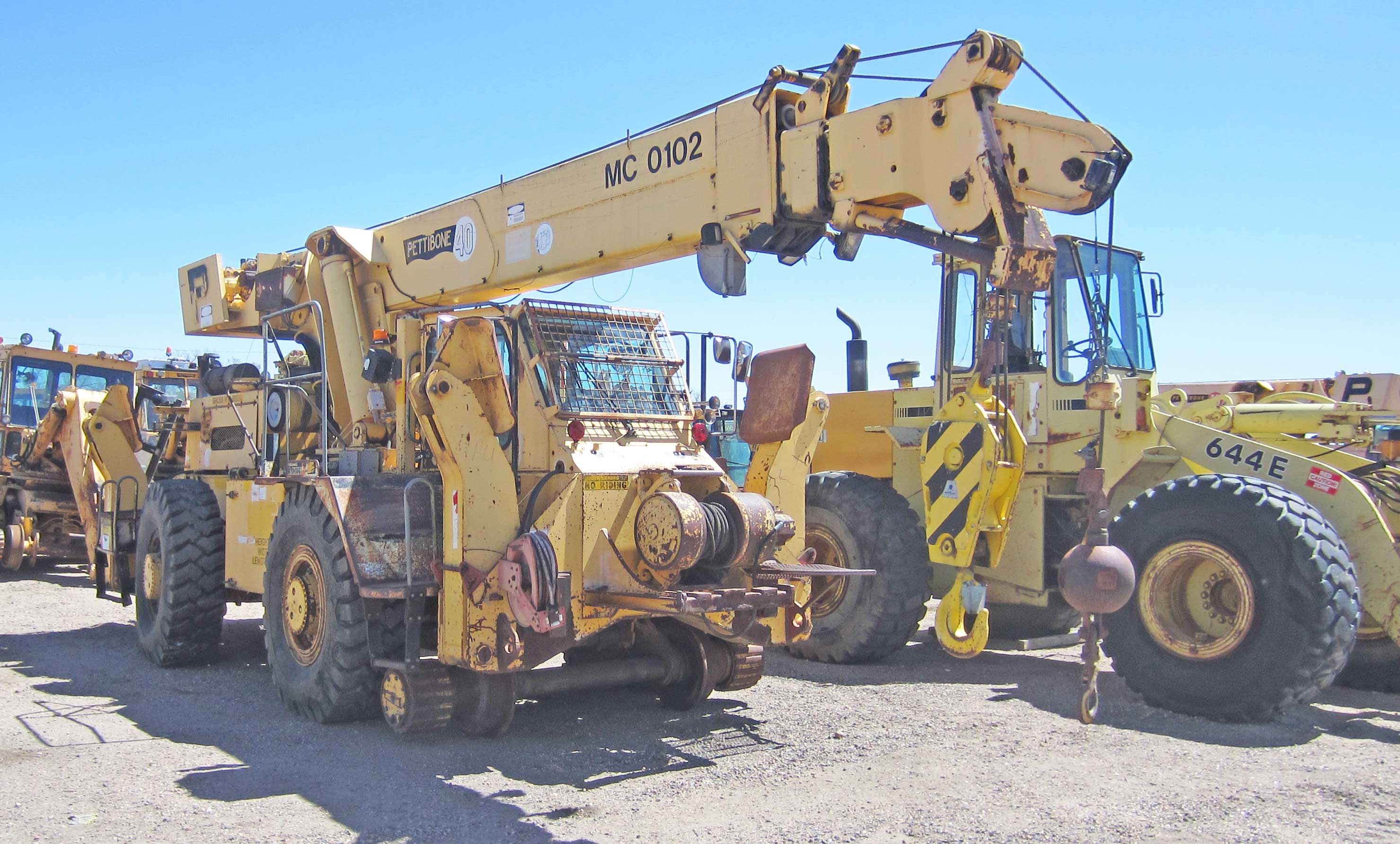 Pettibone 40 MC102 Multi Purpose Crane. 6113 hrs.