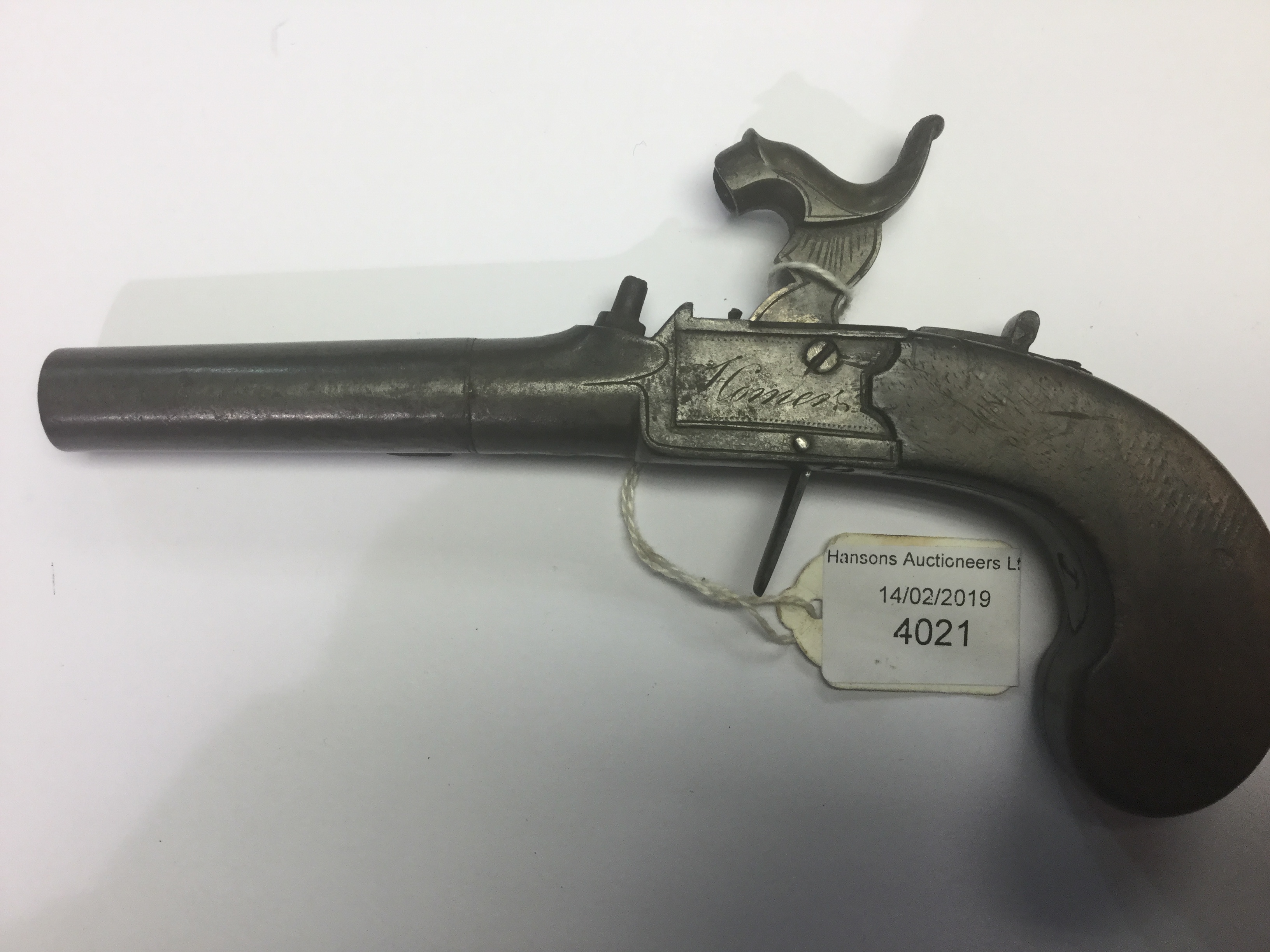 Percussion cap pistol with 85mm long barrel. Working action with ...