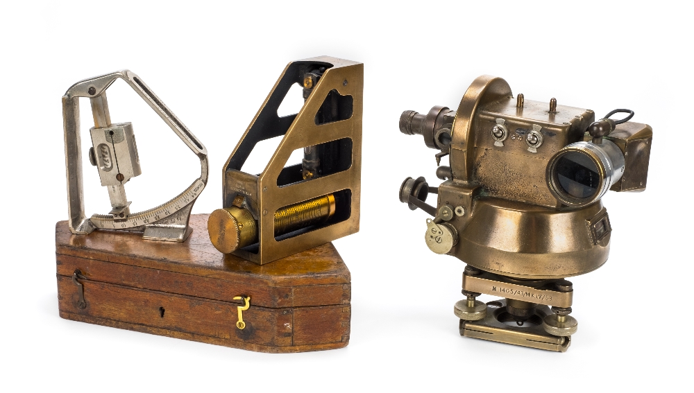 *Clinometer. A WWII Watkin Clinometer by Pitkin London, lacquered brass ...