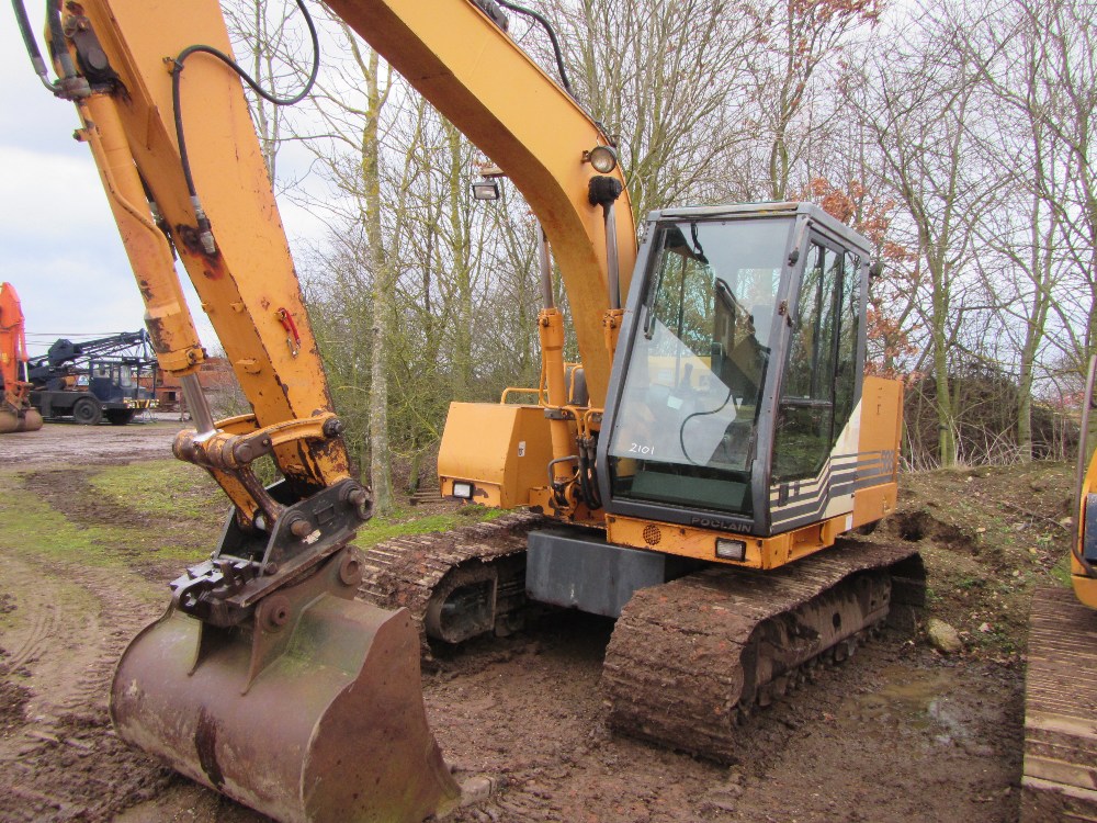 1998 Case 588 15 Ton Excavator