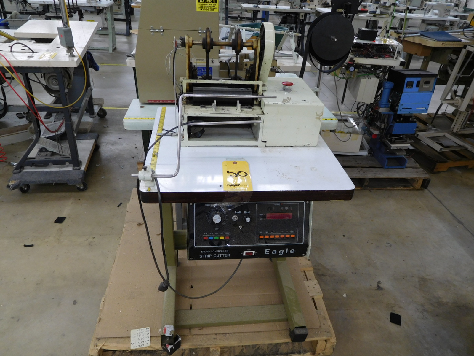 Eagle Strip Cutter Model XL-900Y, S/N E4190498