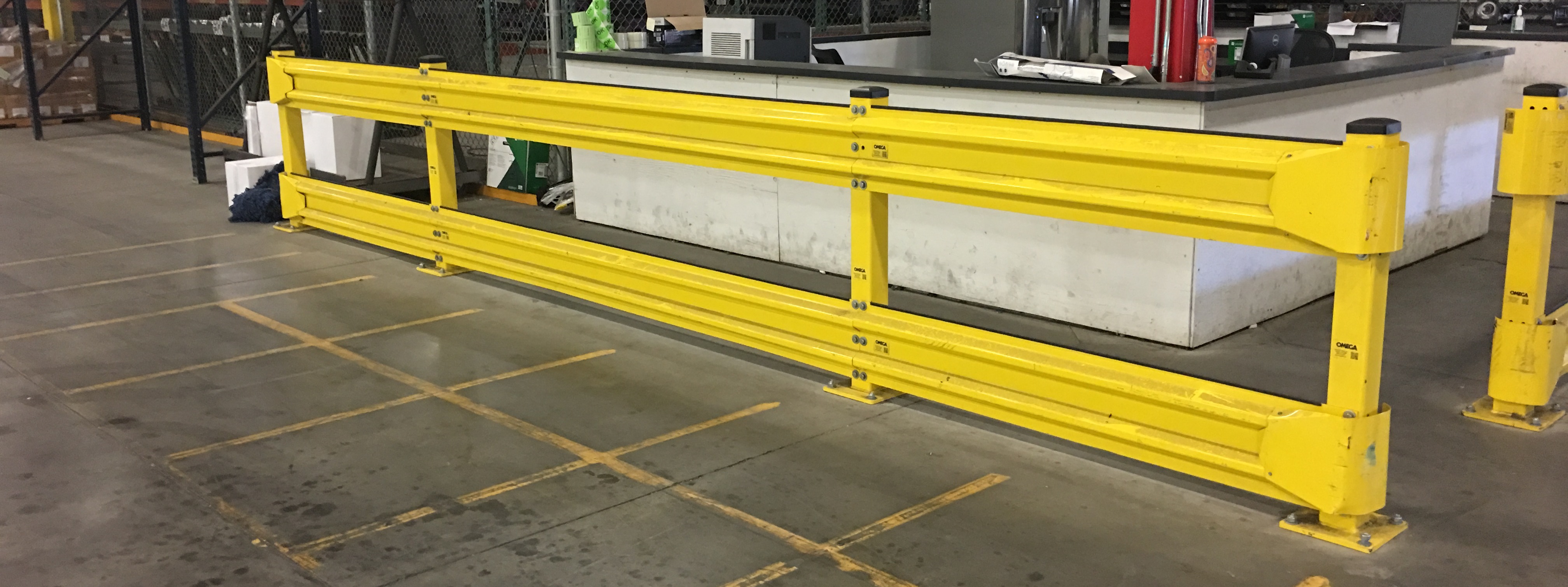 OMEGA INDUSTRIAL PRODUCT SAFETY GUARD RAIL 41 FT TOTAL, L-SHAPE, 22 FT+ ...