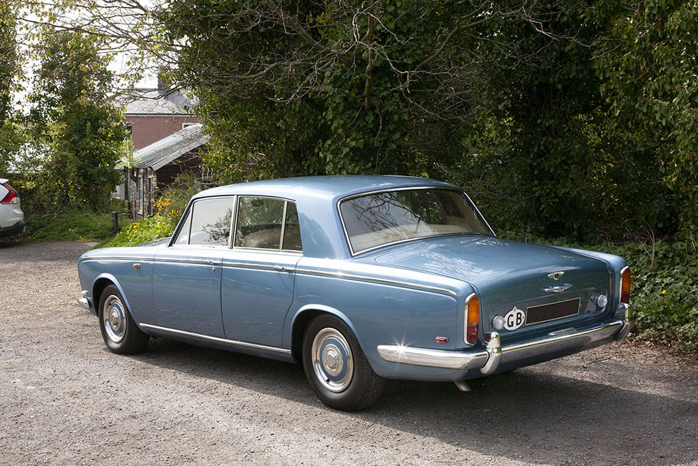 We are delighted to offer at auction this totally original 1970 Bentley ...