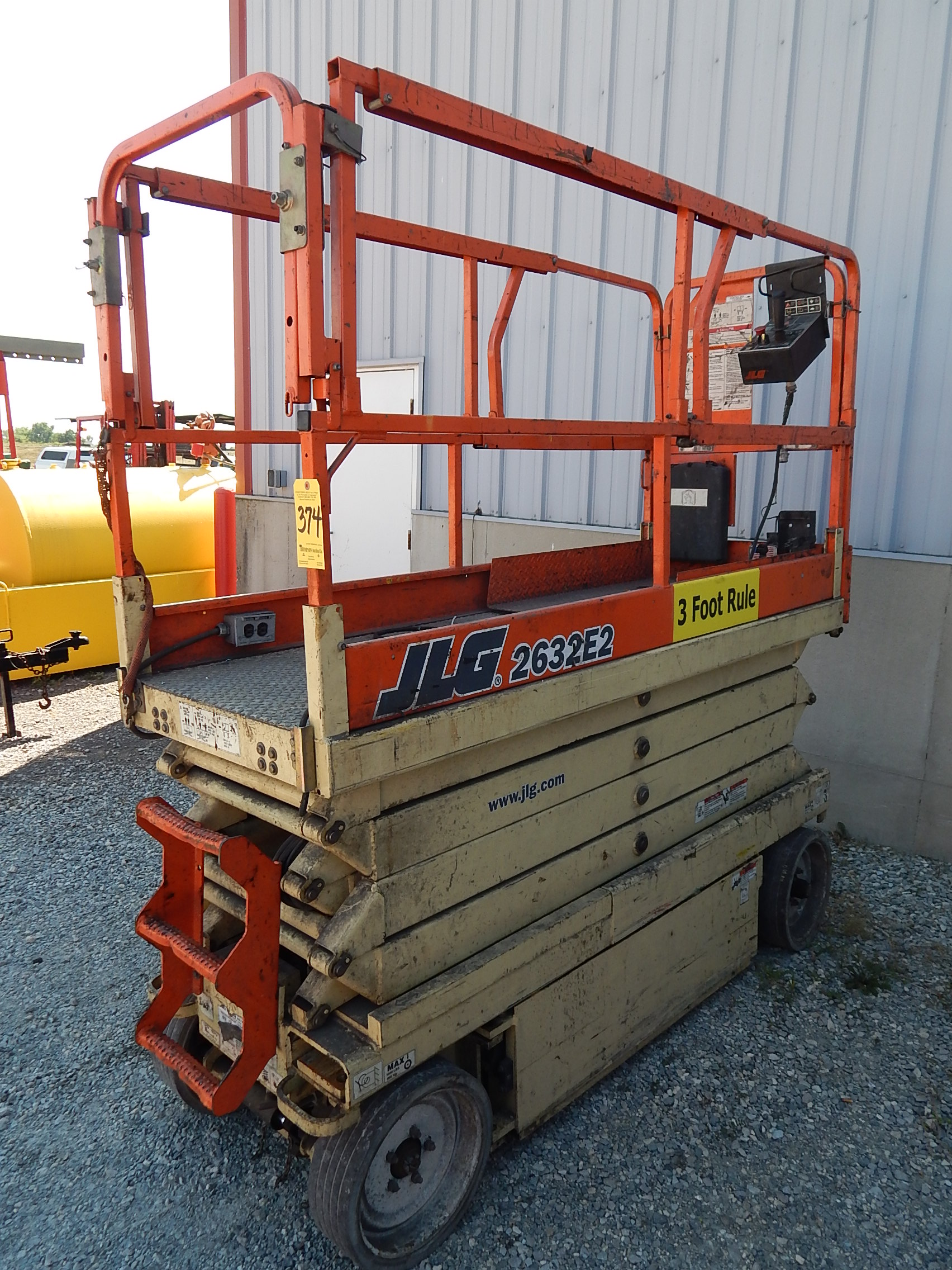 JLG Model 2632E2 Electric Scissor Lift, SN 0200103457, New in 2002 , 26 ...