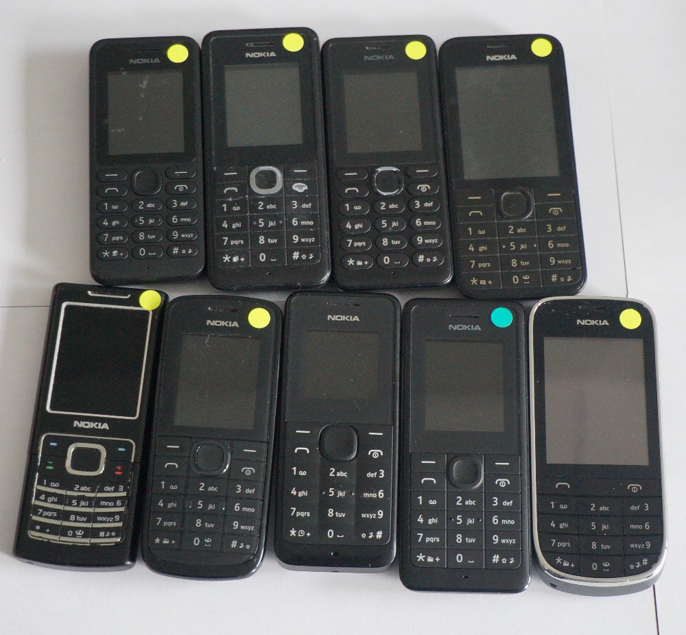 A SELECTION OF NOKIA MOBILE PHONES Including Models: 106.1, RM-1035 ...