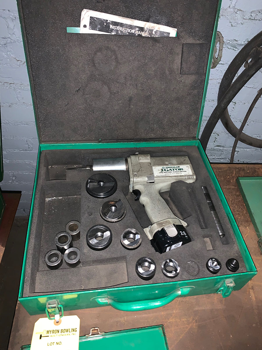 GREENLEE GATOR LS60 BATTERY PUNCH DRIVER SET