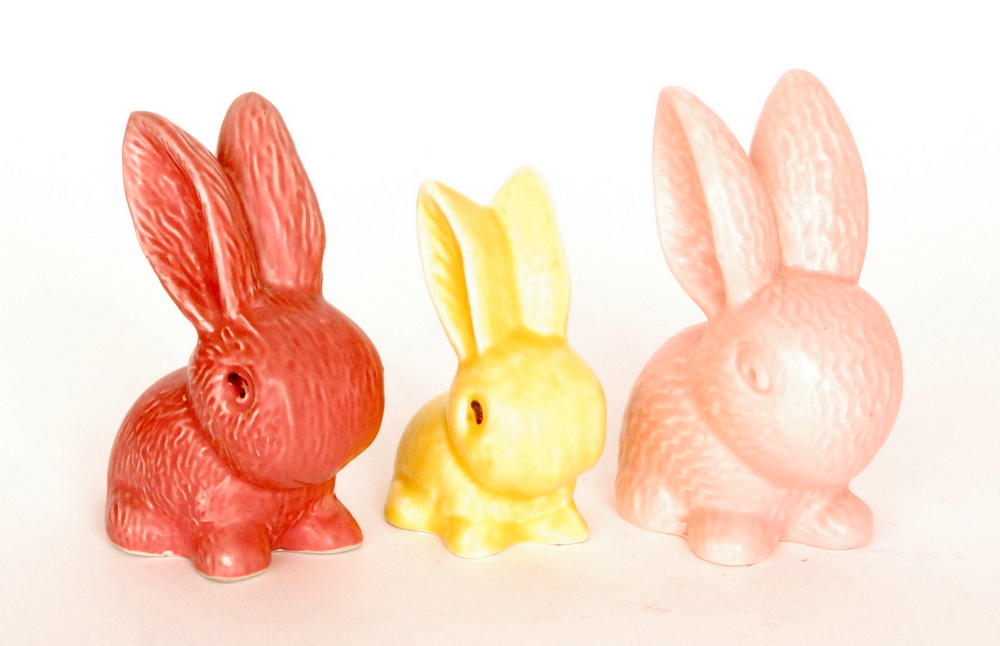 Three SylvaC novelty rabbits comprising two model 990 glazed in pink ...