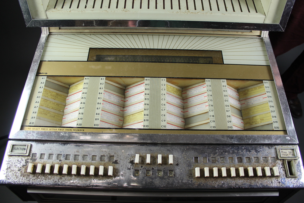 A 1960's Jupiter Electro-Kicker E80 Juke Box with chromium mounts ...