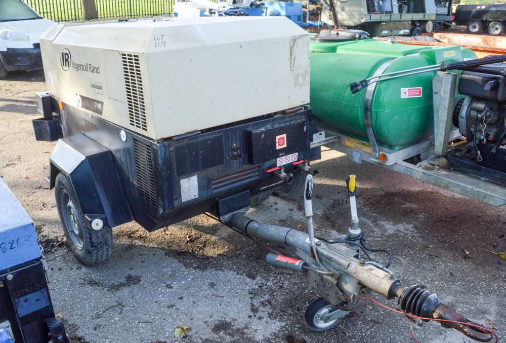 Doosan Ingersoll Rand 140 cfm diesel driven air compressor Year: 2011 S ...
