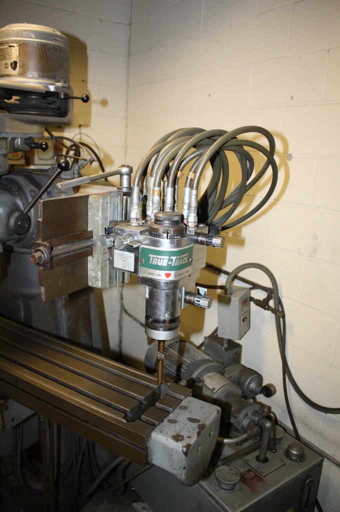BRIDGEPORT T-RAM TRACER MILL, WITH (2) 1 HP MILLING HEADS, TRUE TRACE ...