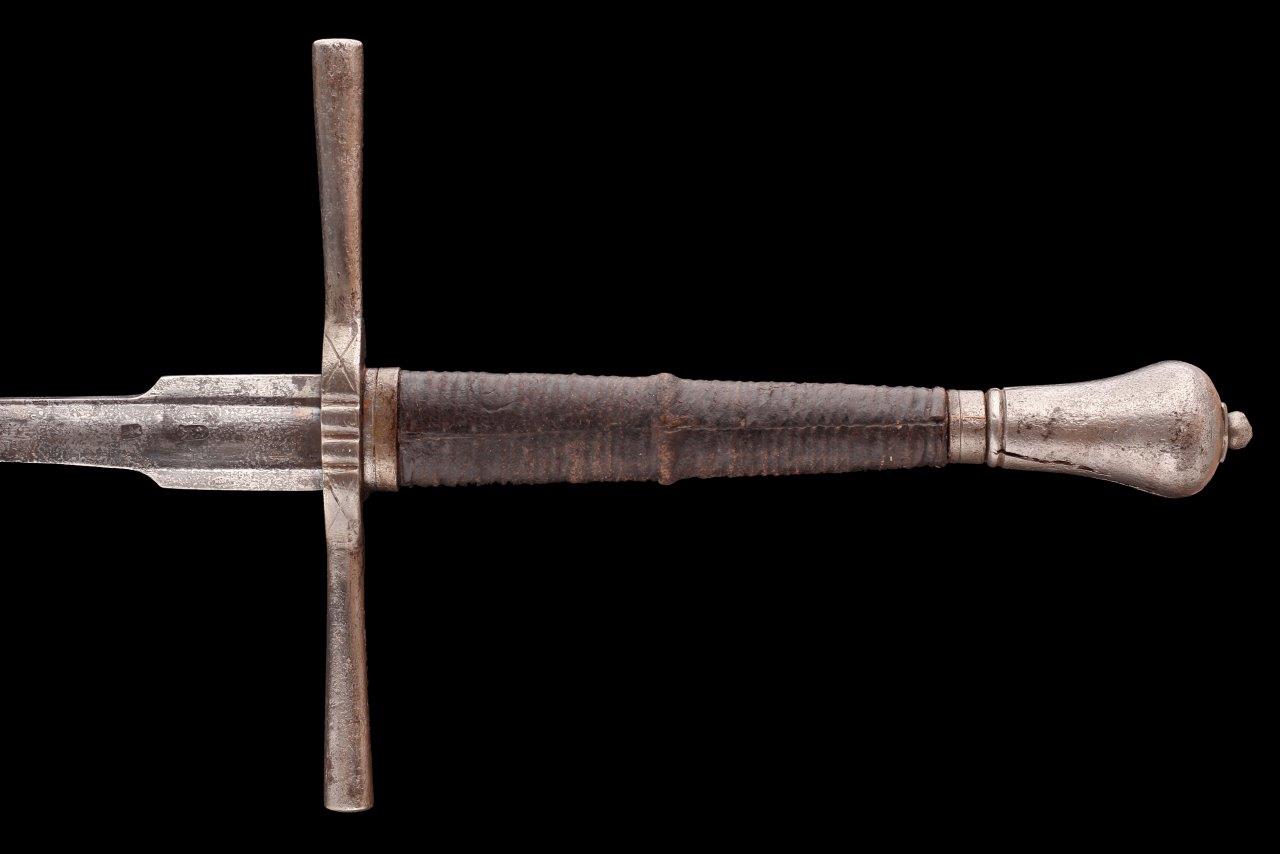 A HUNTING BOAR SWORD, 16TH CENTURY SCHWERT Origin: Western Europe, 16th ...