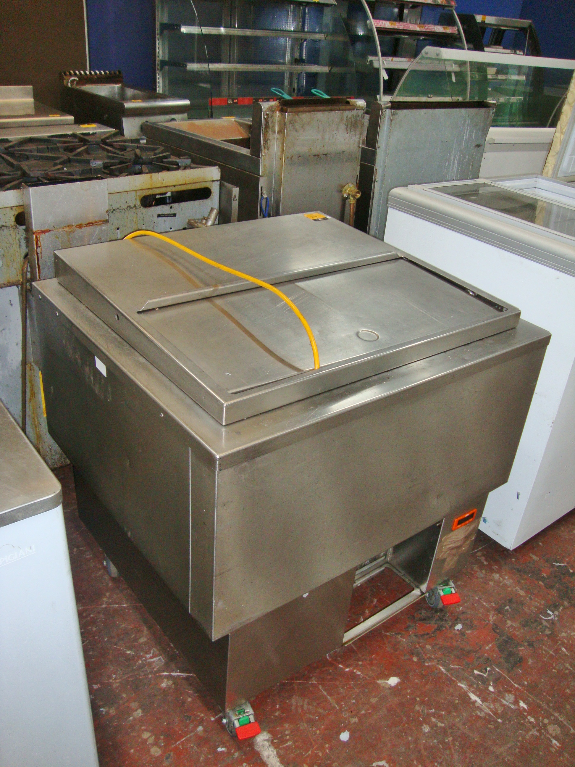 Franke Mobile stainless steel deep freezer model FFV-810IMPORTANT ...