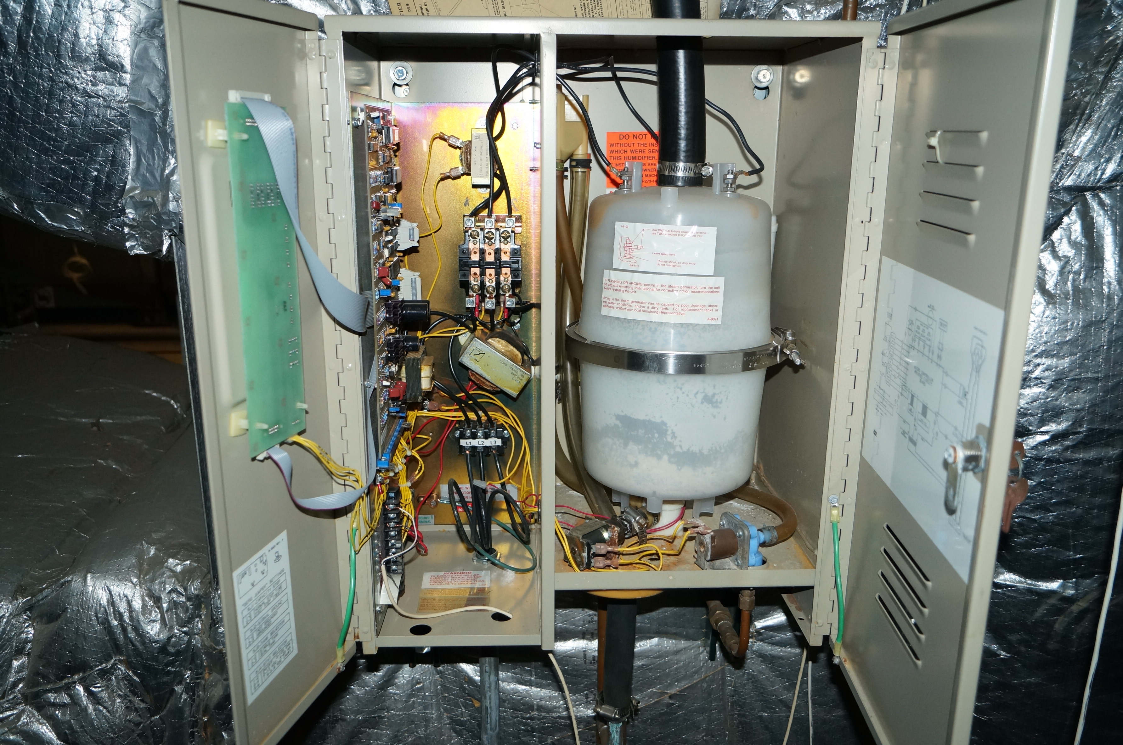 ARMSTRONG INTERNATIONAL EHU-700 SERIES HUMIDIFIER