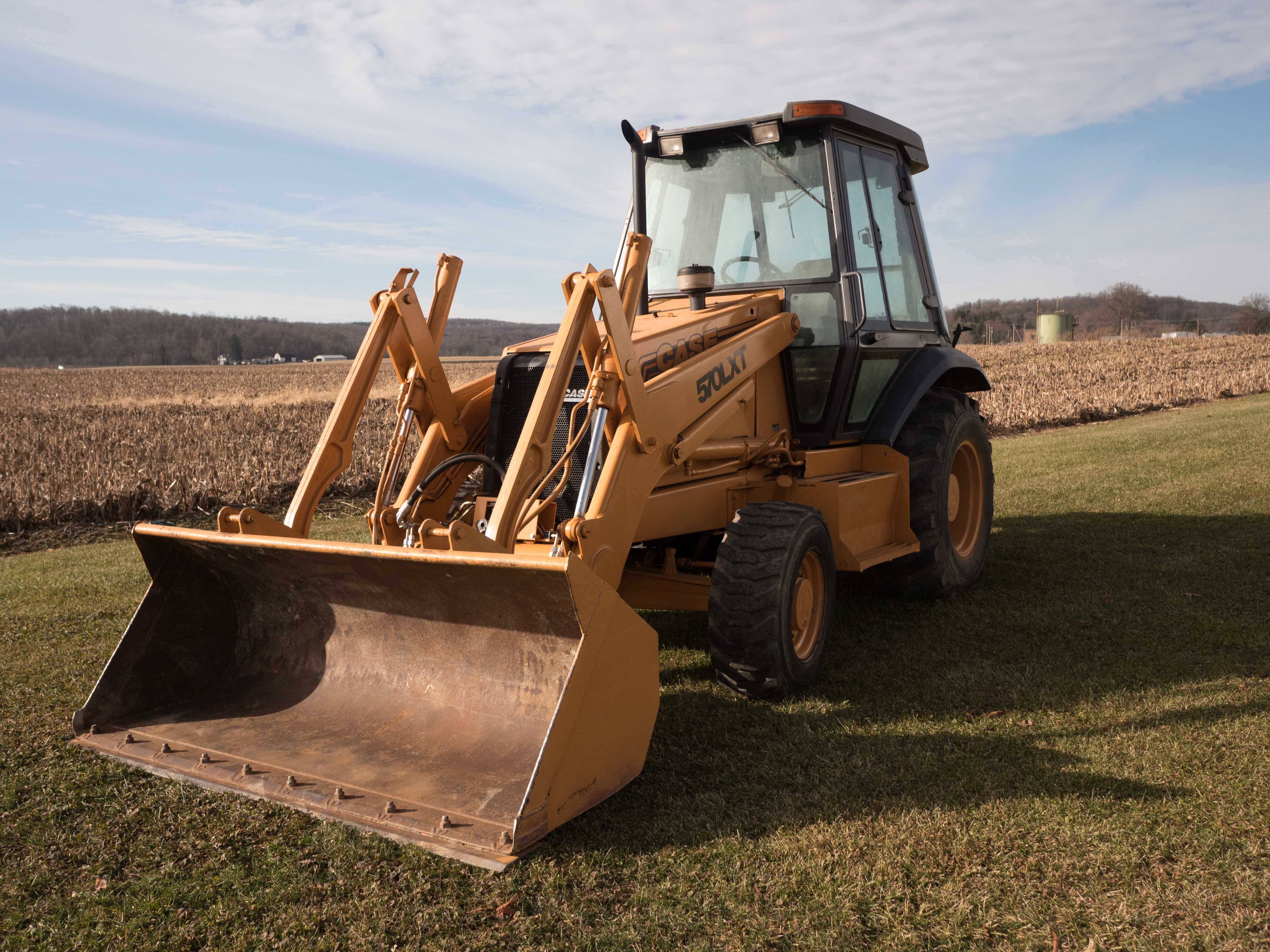 2000 Case 570 LXT loader, 5423 hrs., 4WD, cab, 3 pt. hitch, rear weight ...
