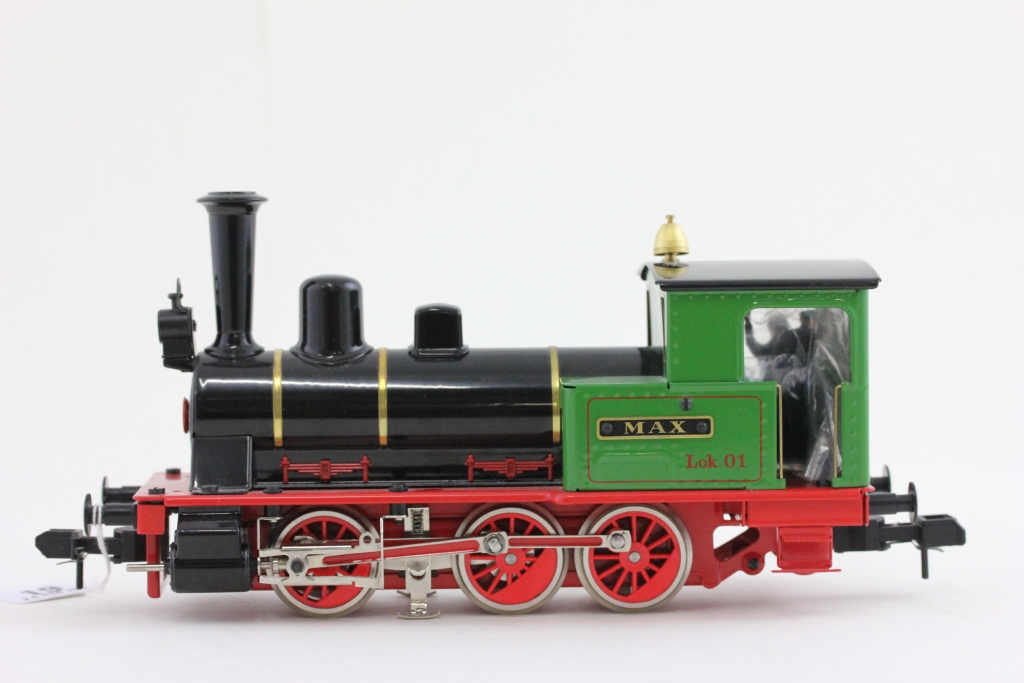 Marklin Maxi O gauge Lok 01 Locomotive with drivers, nr mint