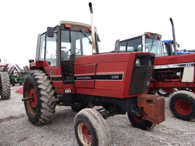 Case IH 3288 Tractor 2wd, All New AC and Clutch