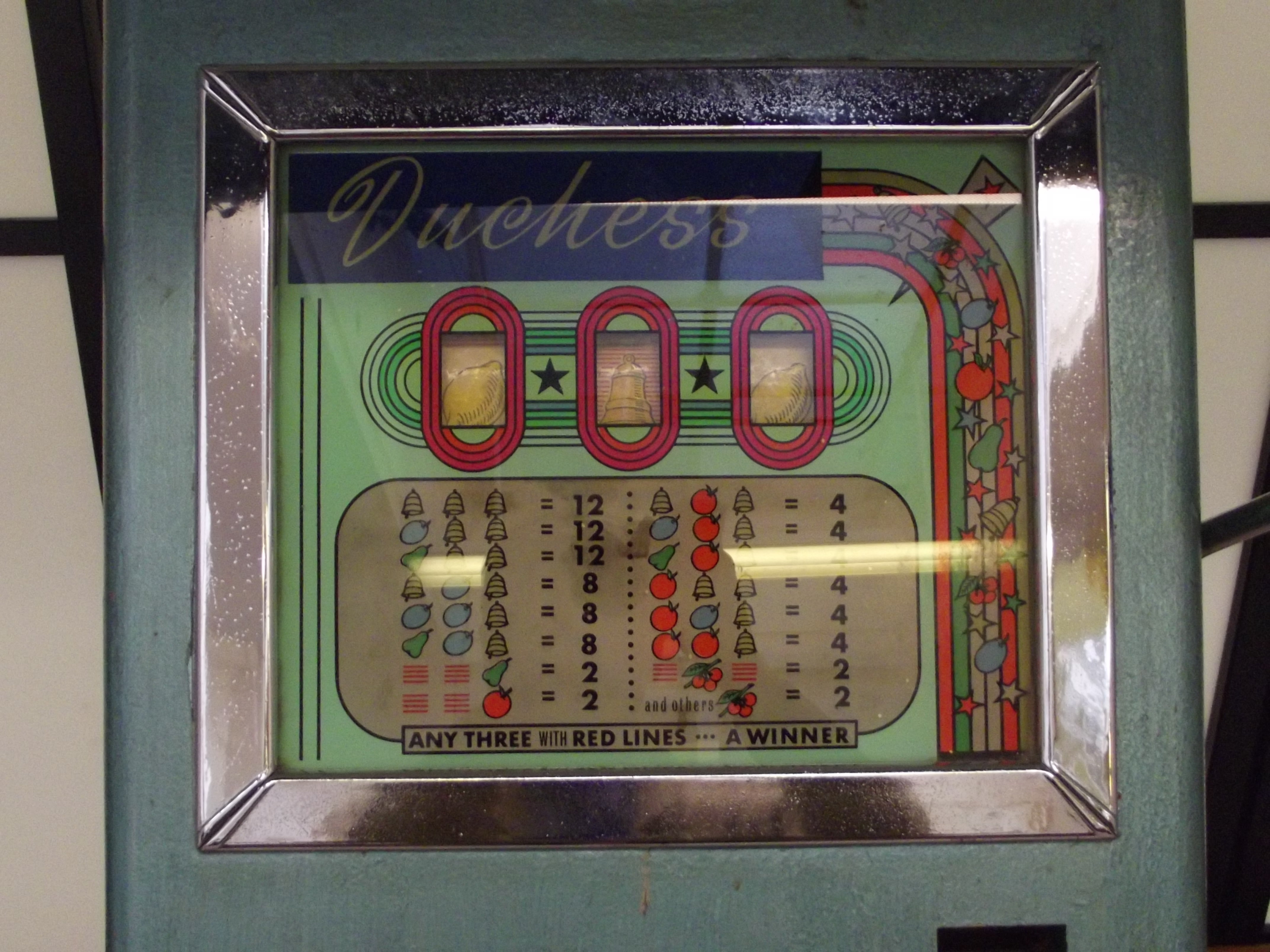 Duchess one arm bandit 2p slot machine. Recently re-wired, all lights ...